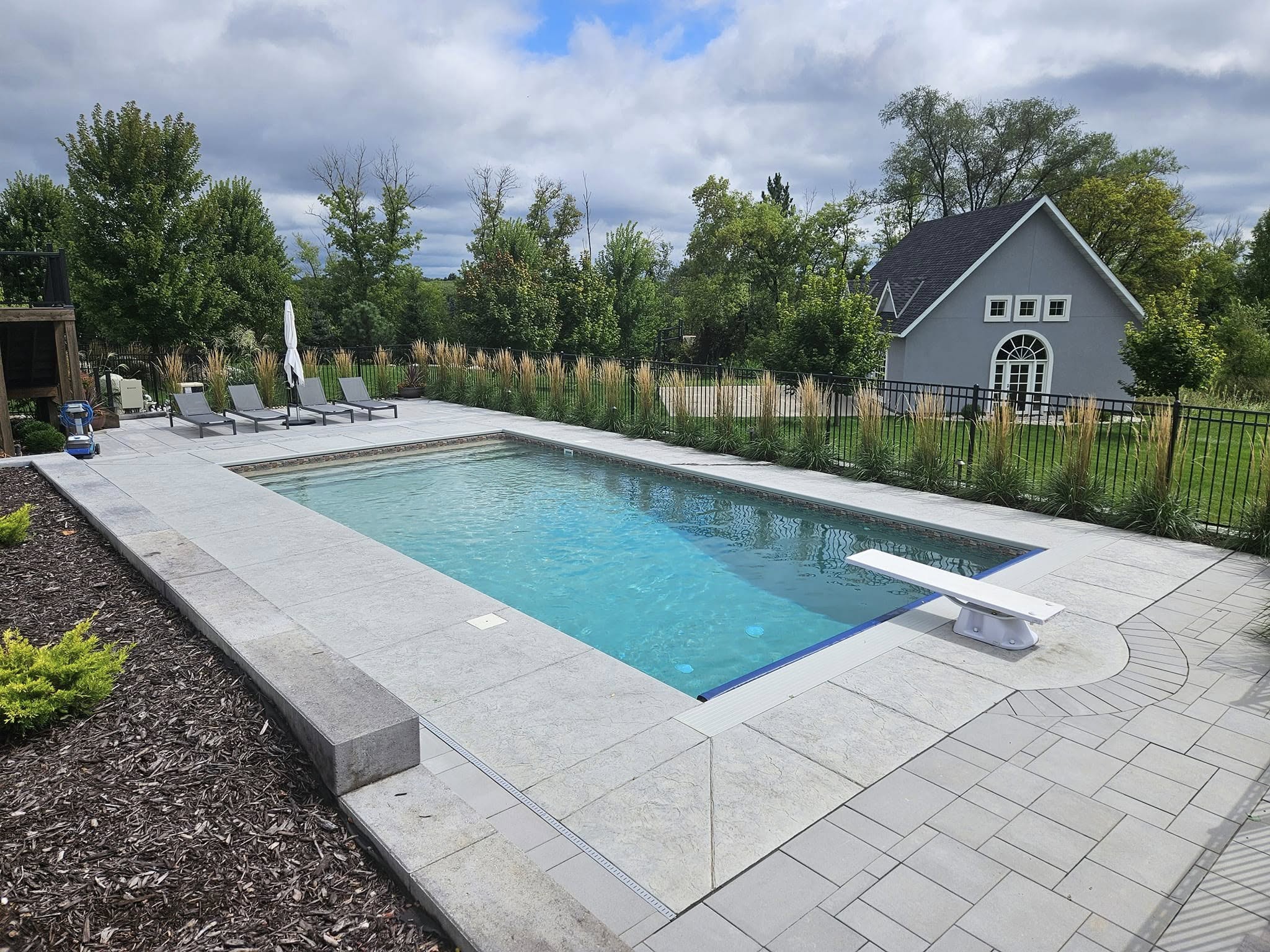 📷 See the Best of the Best | Pool Installation Gallery | Royal Pool ...