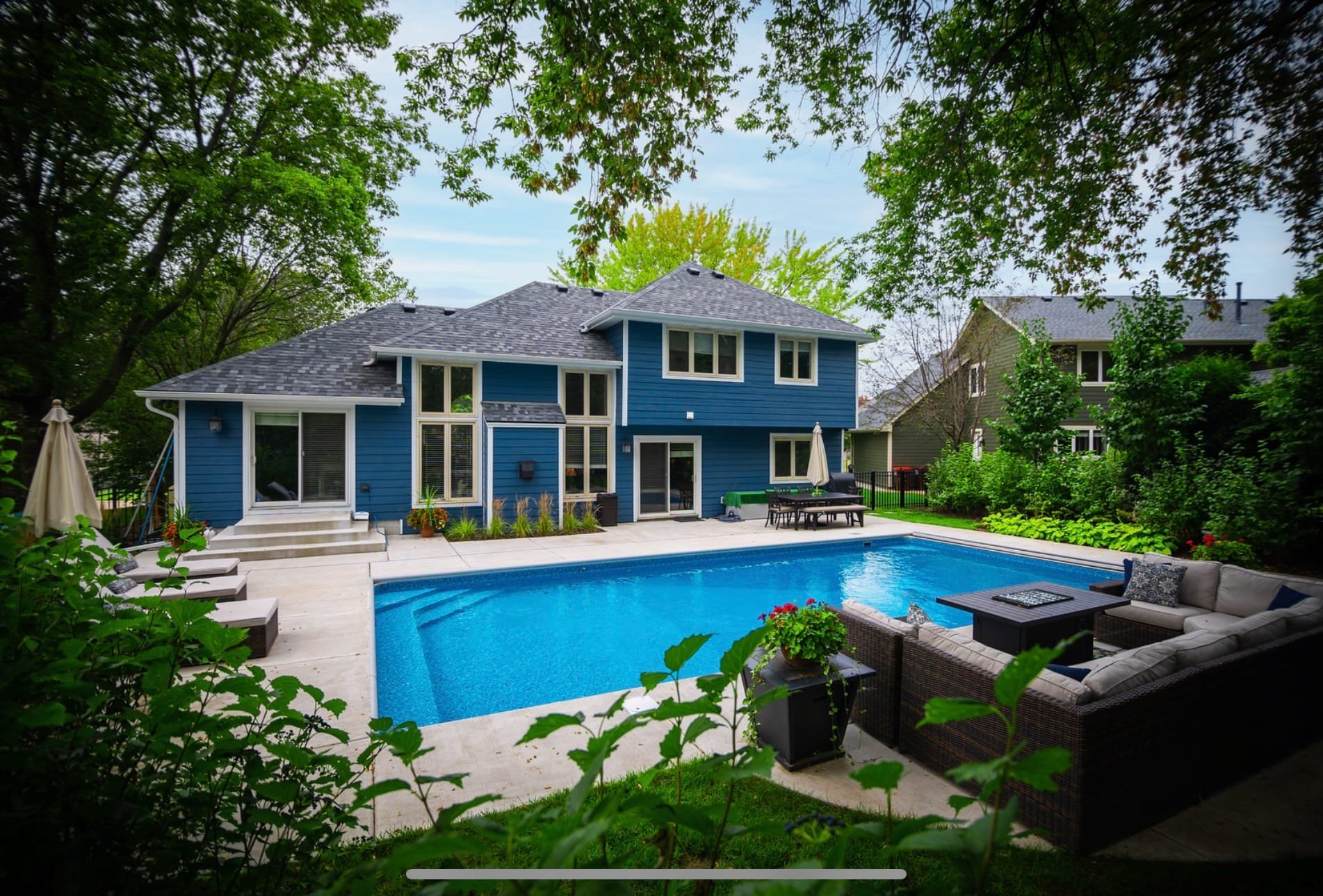 📷 See the Best of the Best | Pool Installation Gallery | Royal Pool ...